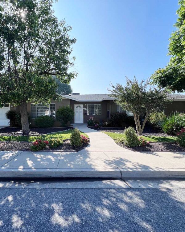 Discover Hillcrest Senior Living in Orange County